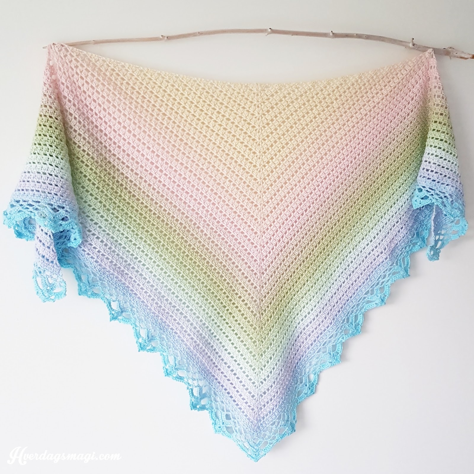 Shawl in pastel shades - Crafts we loved Accessories and objects